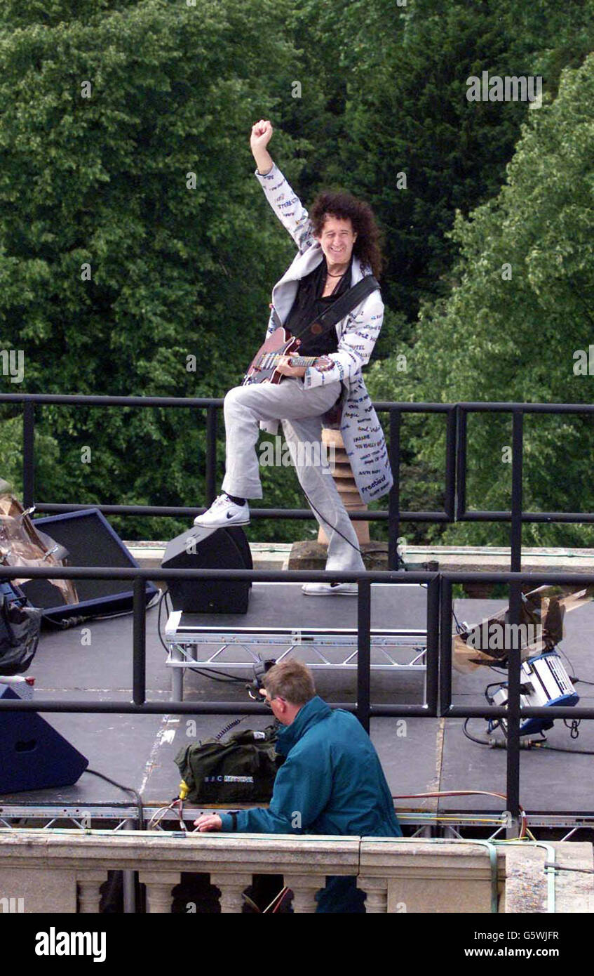 Brian may from queen hi-res stock photography and images - Alamy