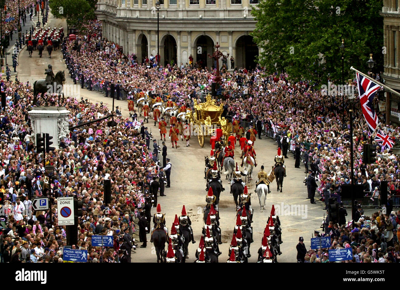 Royalty - Queen Elizabeth II Golden Jubilee Stock Photo - Alamy