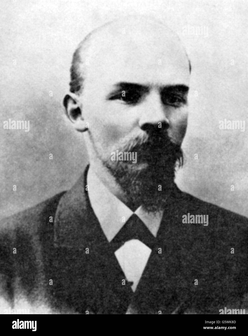 Vladimir lenin portrait hi-res stock photography and images - Alamy