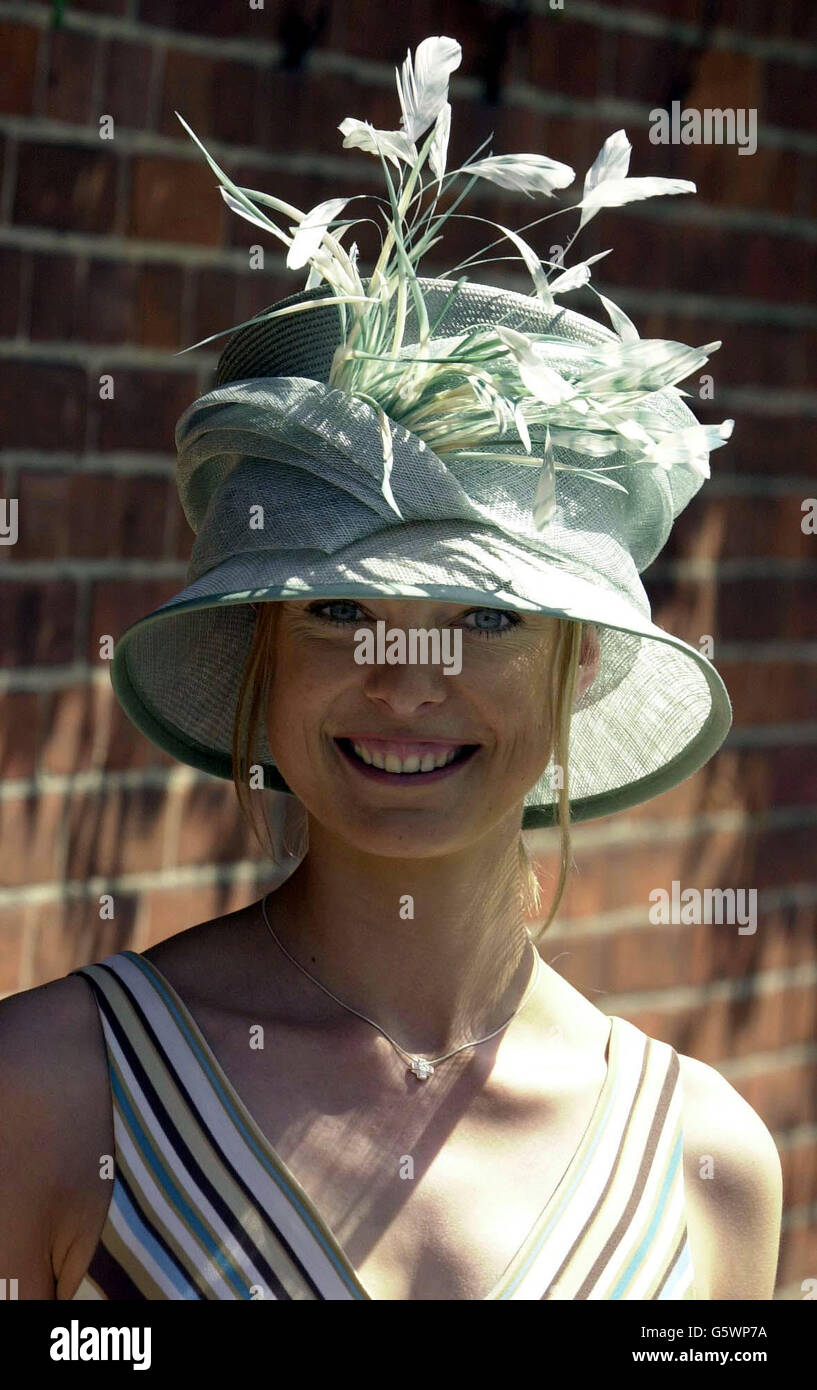 Elise lyons hi-res stock photography and images - Alamy