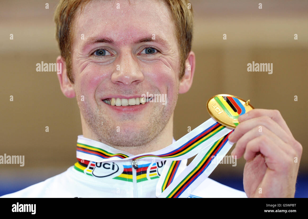 Great Britain's Jason Kenny celebrates with his gold medal in the ...