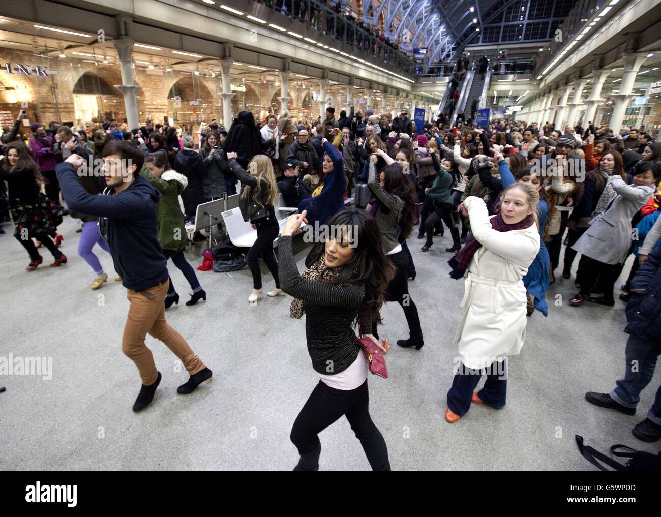 Flamenco flash mob Stock Photo - Alamy