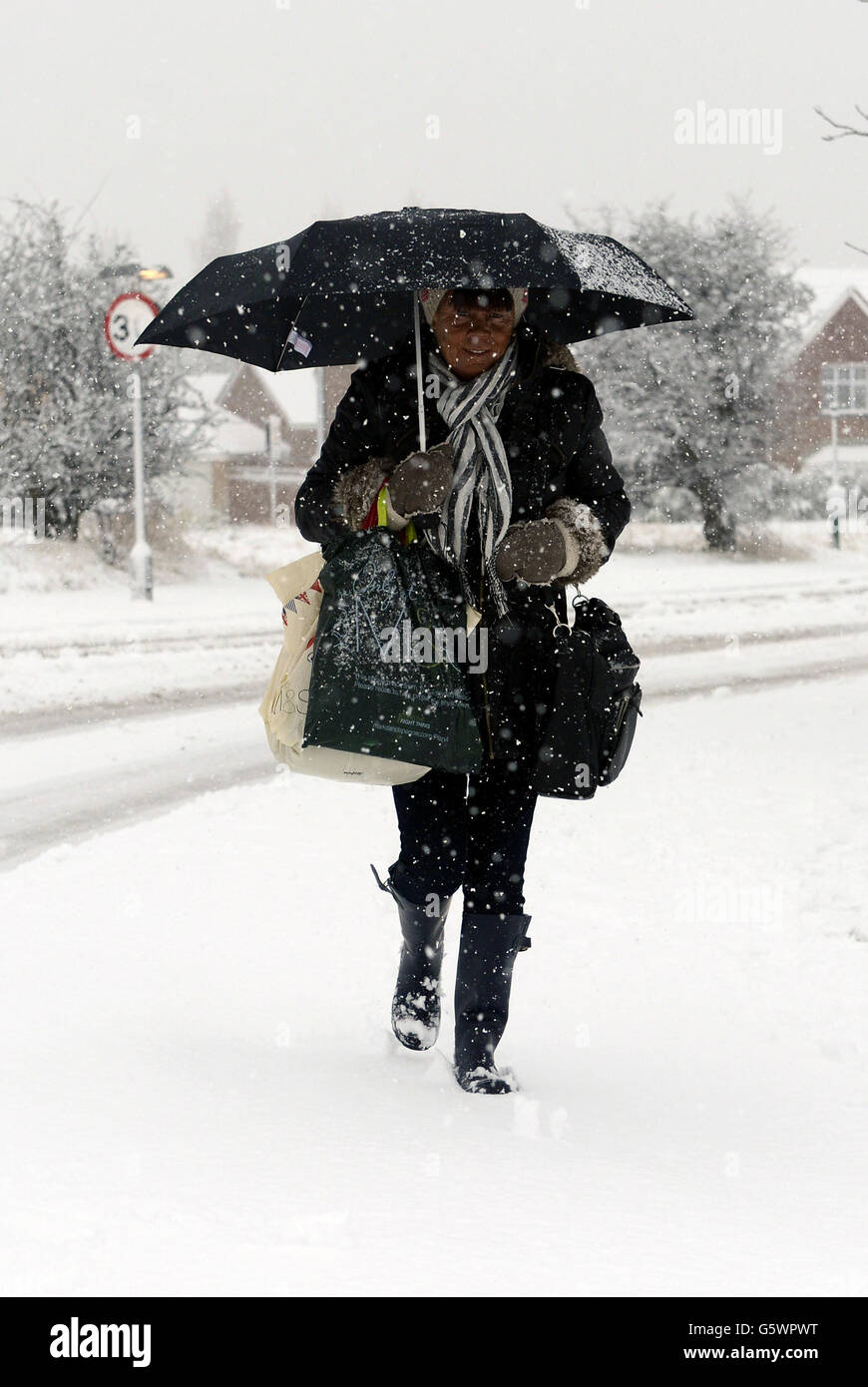 Woman struggles hi-res stock photography and images - Alamy