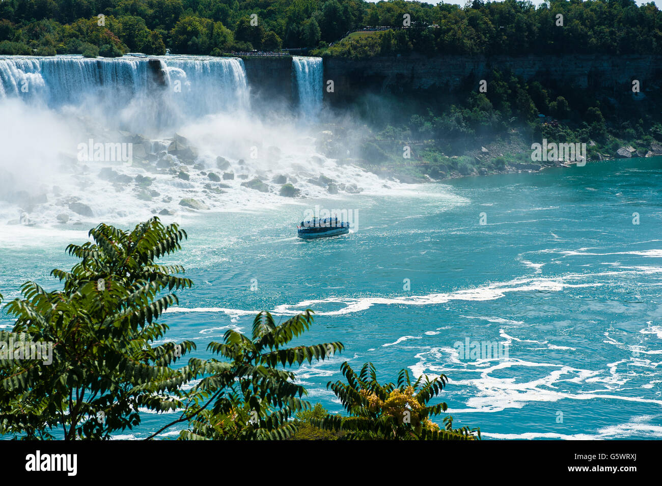Boat Ride Under Falls High Resolution Stock Photography and Images - Alamy Boat Ride Under Falls High Resolution Stock Photography and Images - Alamy