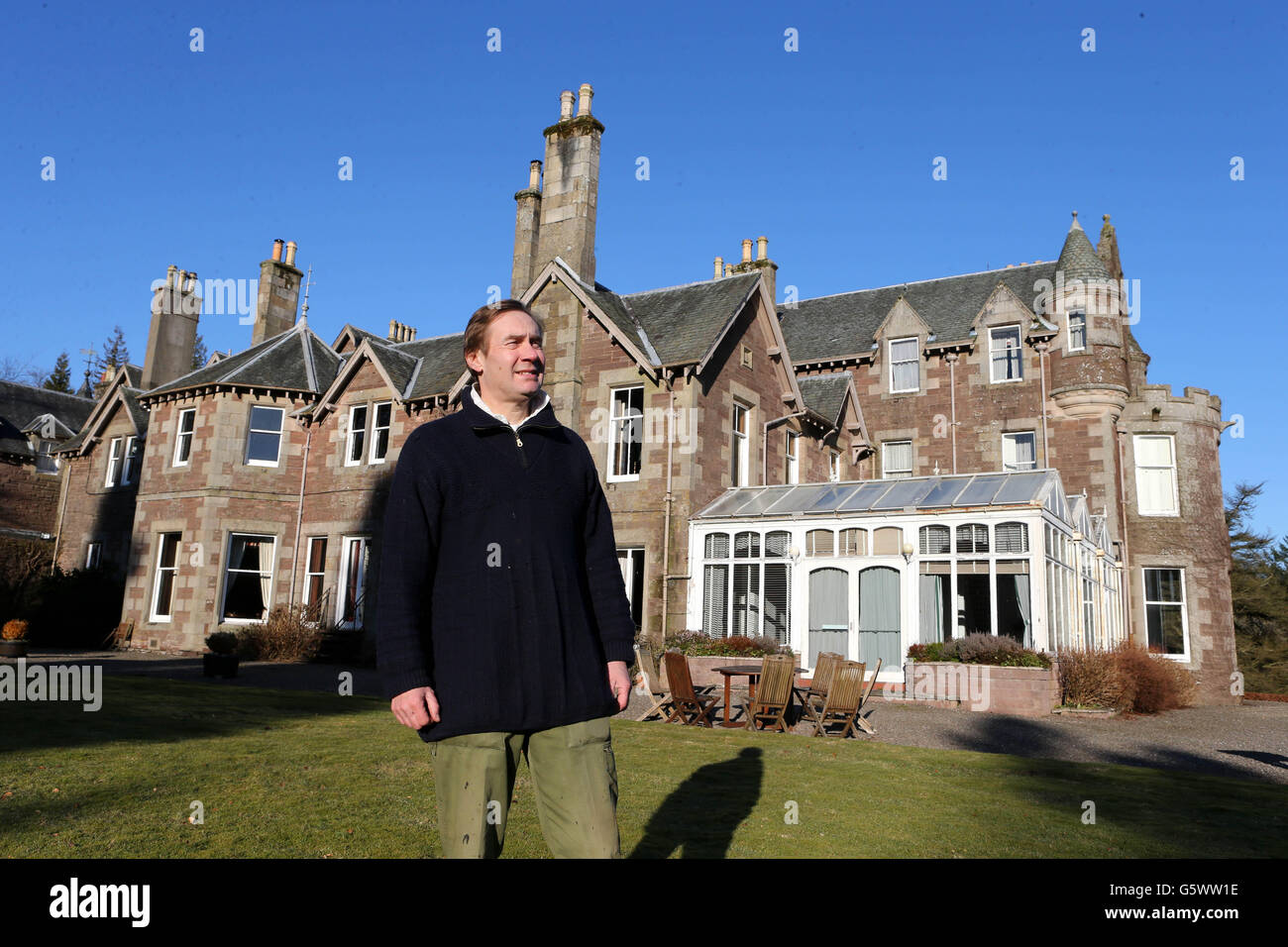 Murray snaps up hotel Stock Photo - Alamy