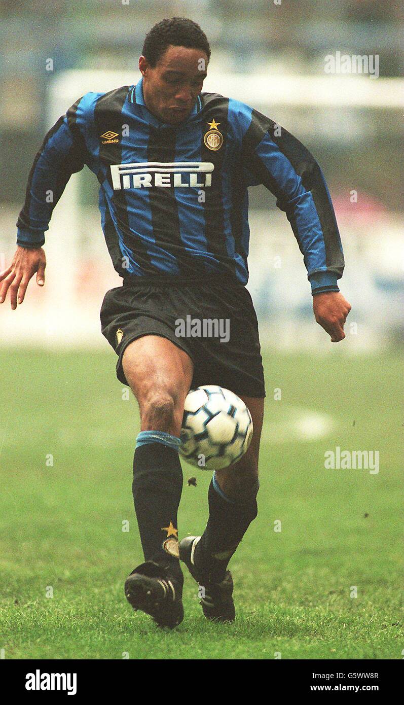 Inter Milan v Napoli,Italian Soccer. Paul Ince, Inter Milan Stock Photo ...