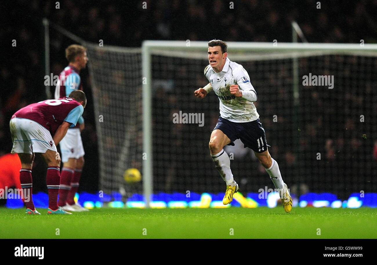Tottenham hotspurs bale celebrates scoring his teams third goal game hi ...