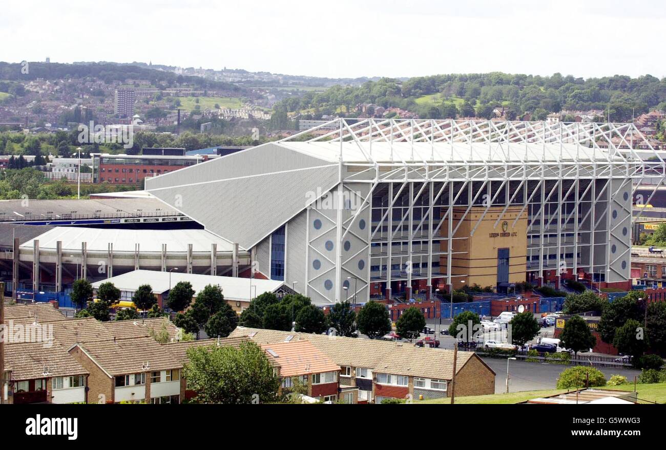 Elland road footballl ground in leeds hi-res stock photography and ...