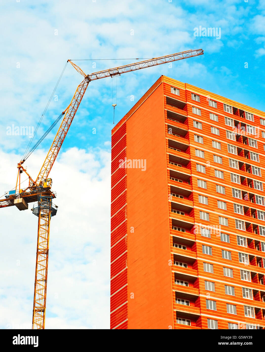 Construction crane construction work building skyscraper hi-res stock ...