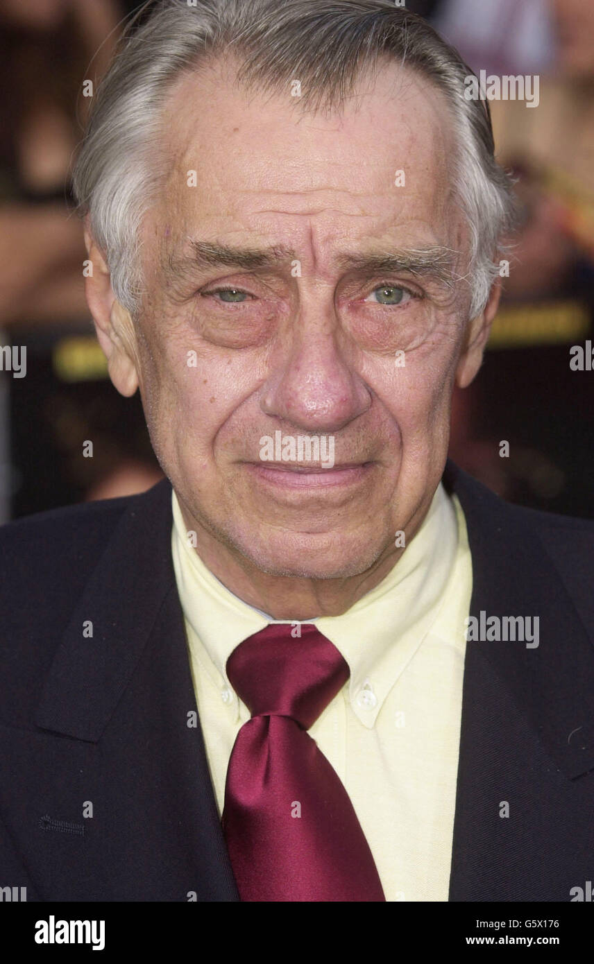 Philip baker hall hi-res stock photography and images - Alamy