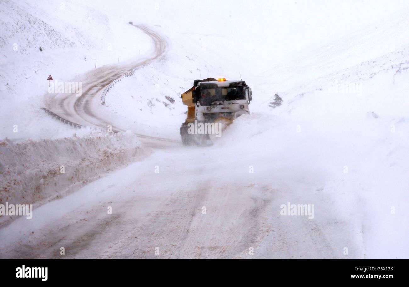 Tomintoul winter hi-res stock photography and images - Alamy