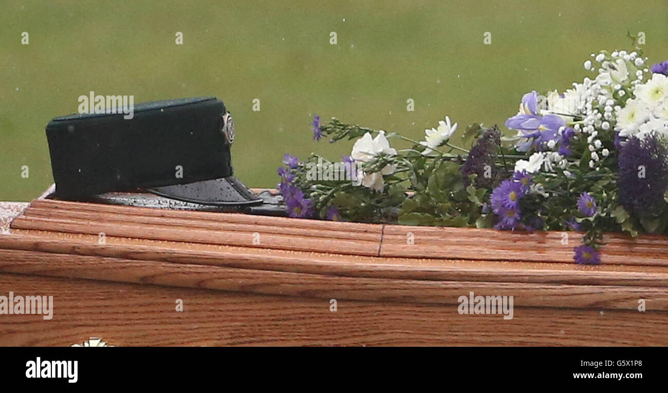 The coffin of Constable Philippa Reynolds is brought into Mossley ...