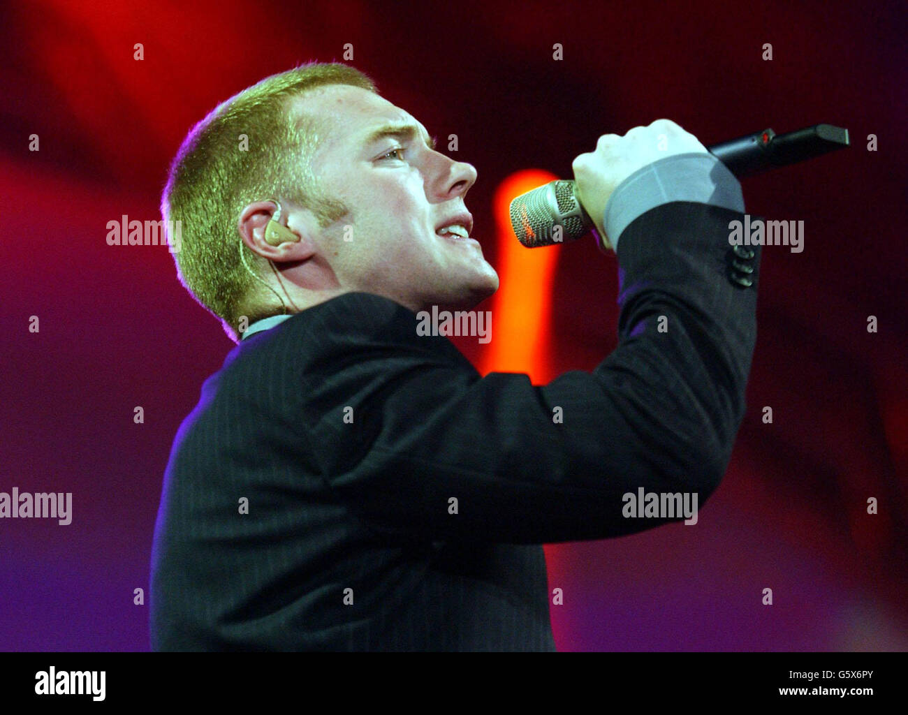 Singer ronan keating performing on stage hi-res stock photography and ...