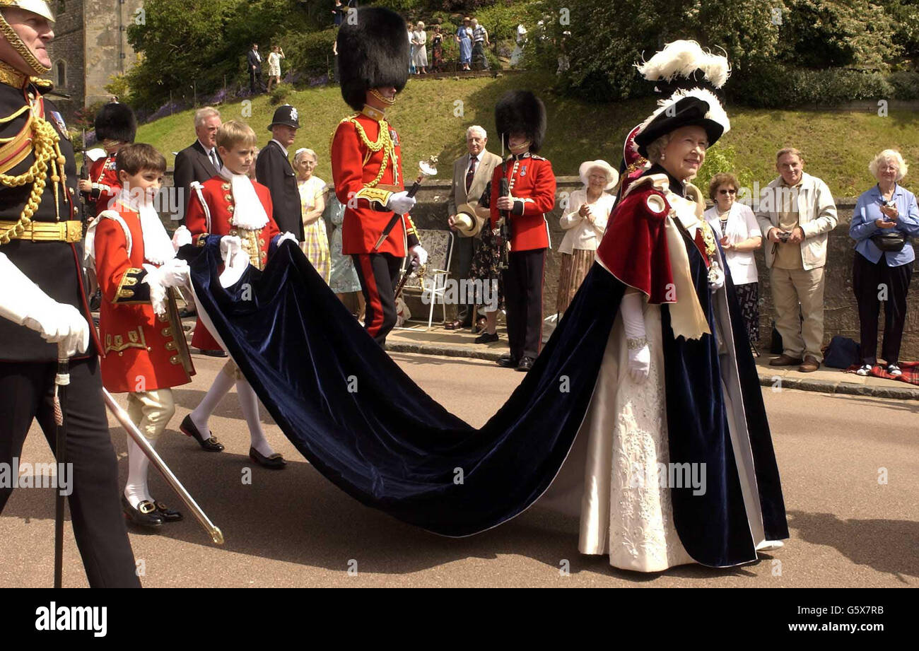 Queen Order of the Garter Stock Photo - Alamy