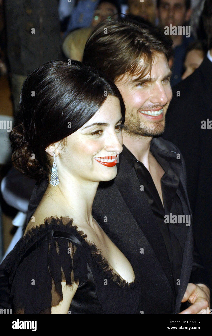 Minority report tom cruise penelope hi-res stock photography and images ...