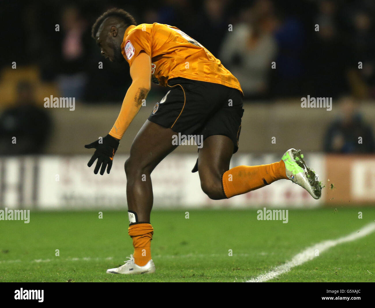 Wolverhampton Wanderers' Bakary Sako celebrates scoring their ...