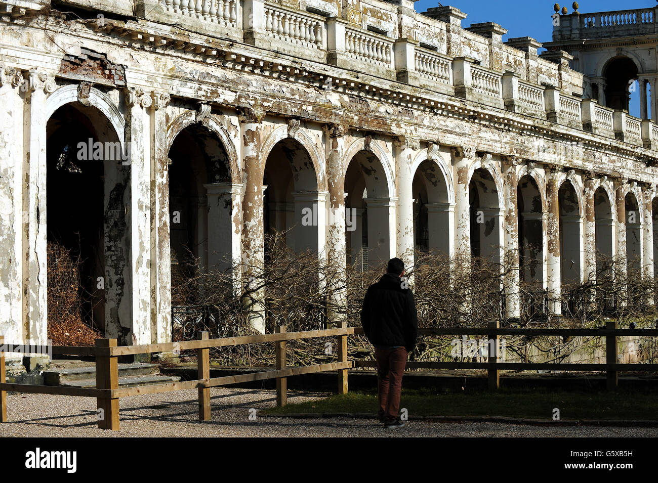 A view of the 180 year old grade ii listed trentham hall hi-res stock ...