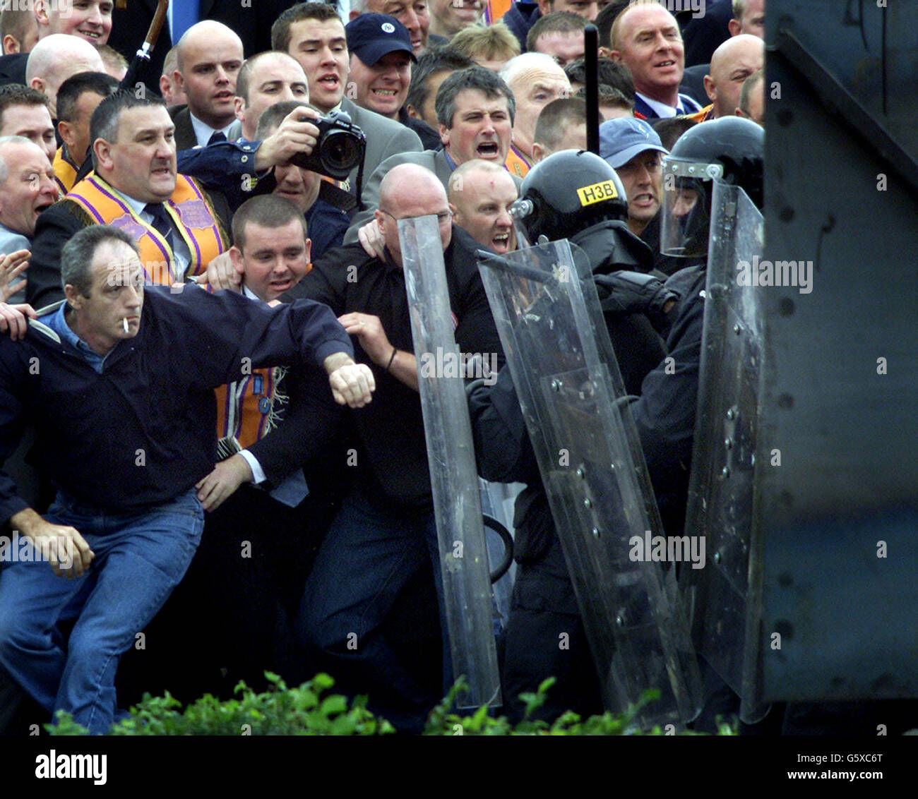 Drumcree Soldiers Barrier High Resolution Stock Photography and Images ...