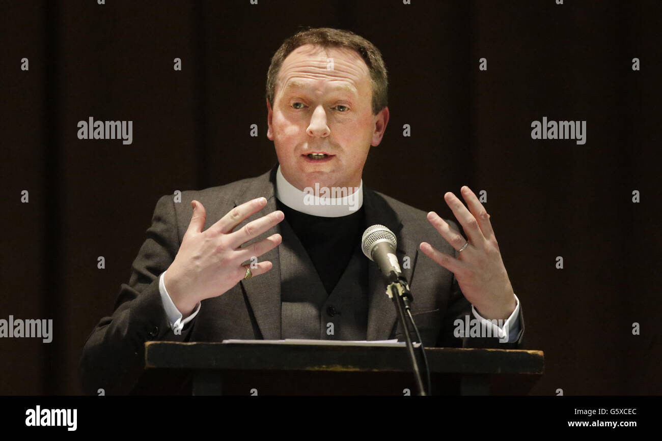 Reverend scott mckenna hi-res stock photography and images - Alamy