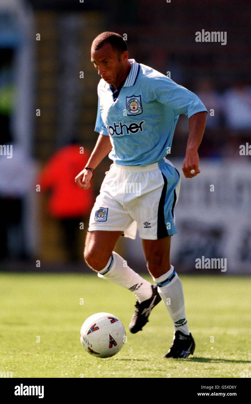Soccer - Manchester City. Terry Phelan, Manchester City Stock Photo - Alamy