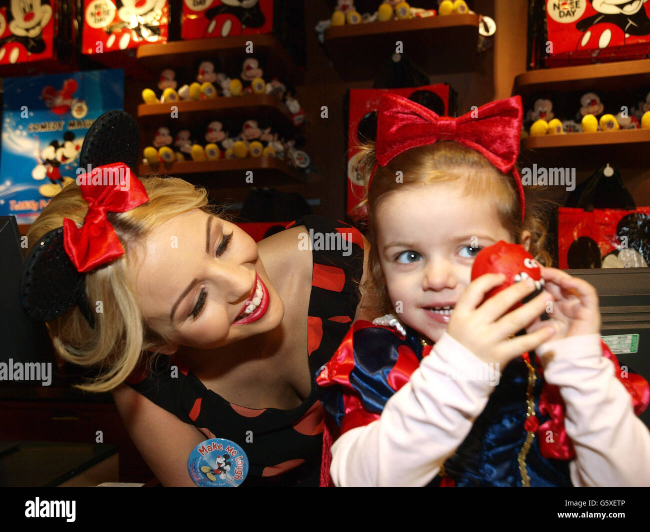 Disney donation comic relief volunteers disney store in oxford street ...