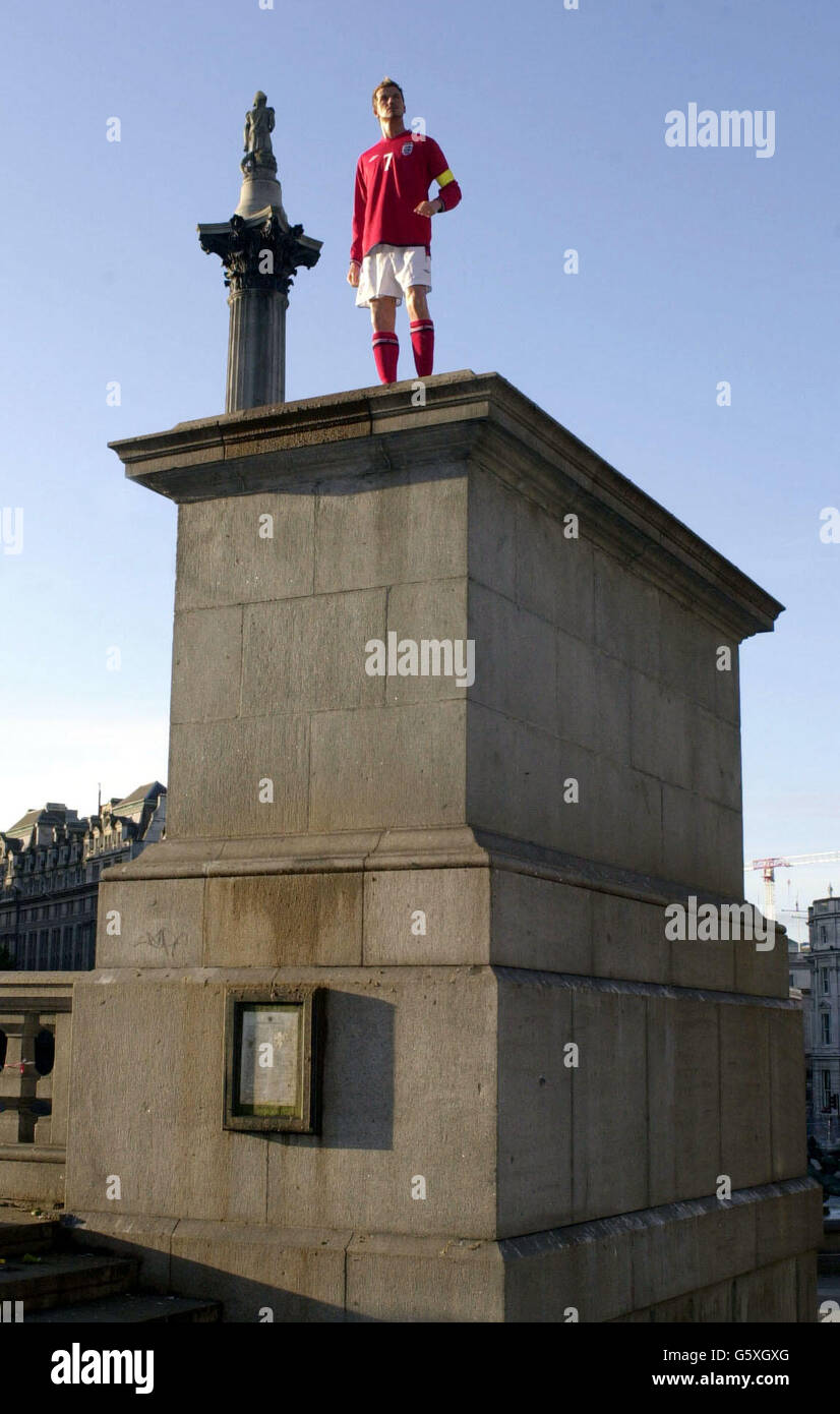 Wax figure david beckham hi-res stock photography and images - Alamy