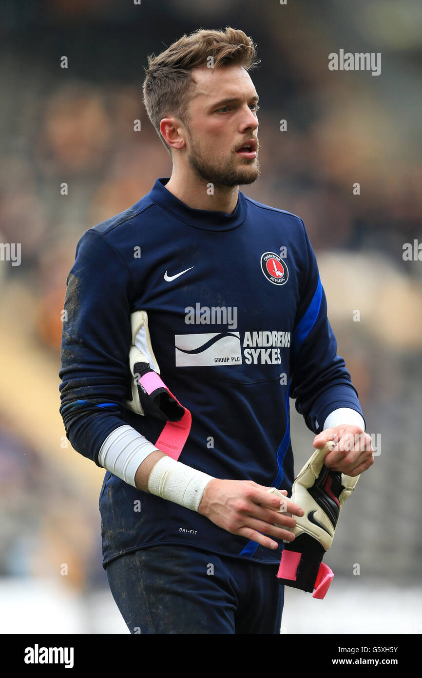 Charlton athletic goalkeeper ben hamer hi-res stock photography and ...