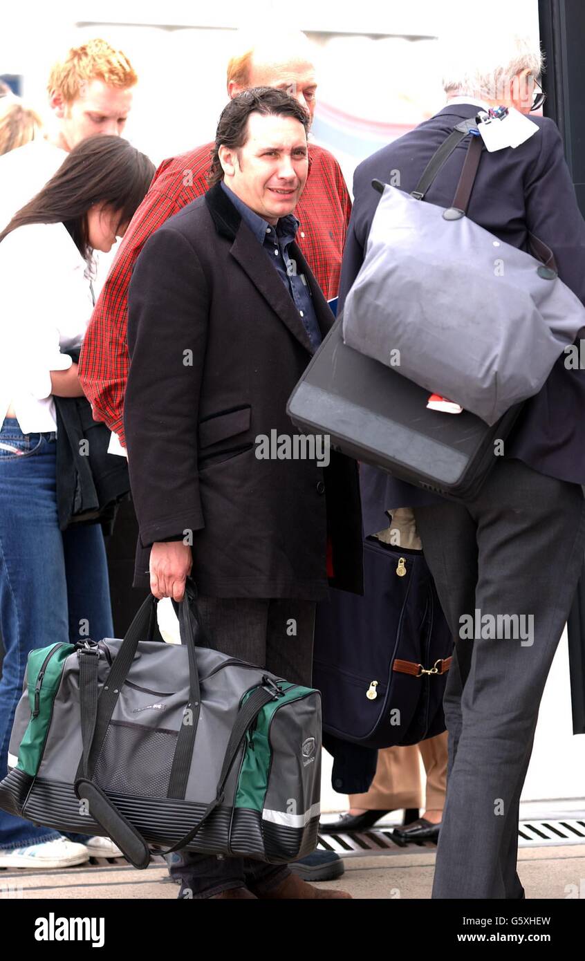 Jools holland arriving hi-res stock photography and images - Alamy