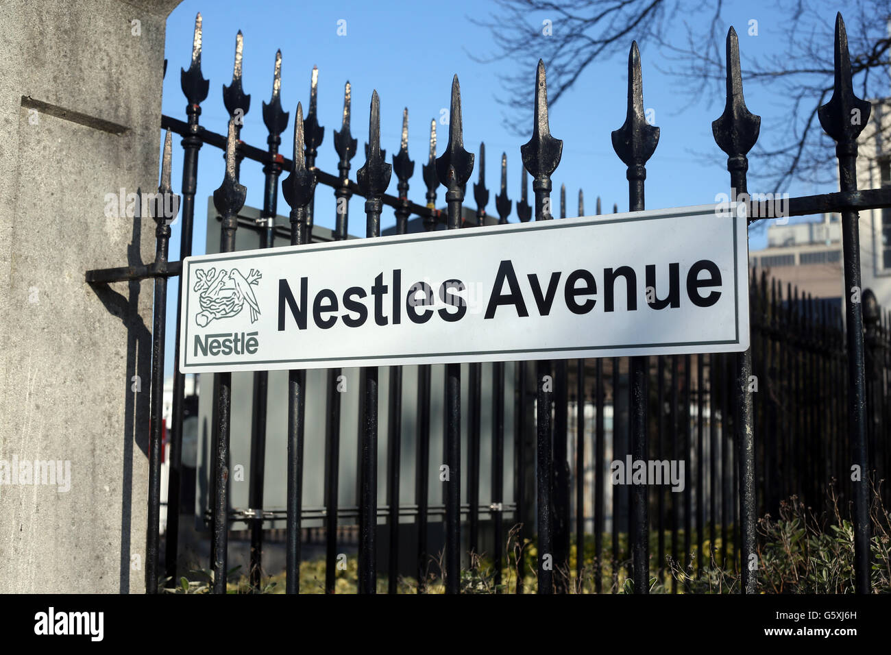 Nestle factory in hayes hi-res stock photography and images - Alamy