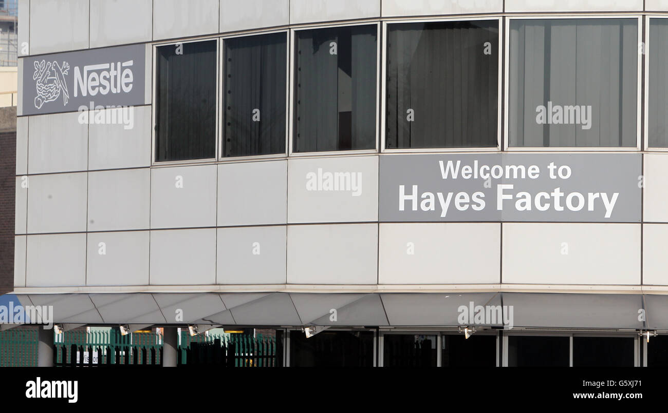 A general view of the Nestle factory in Hayes, Middlesex Stock Photo ...