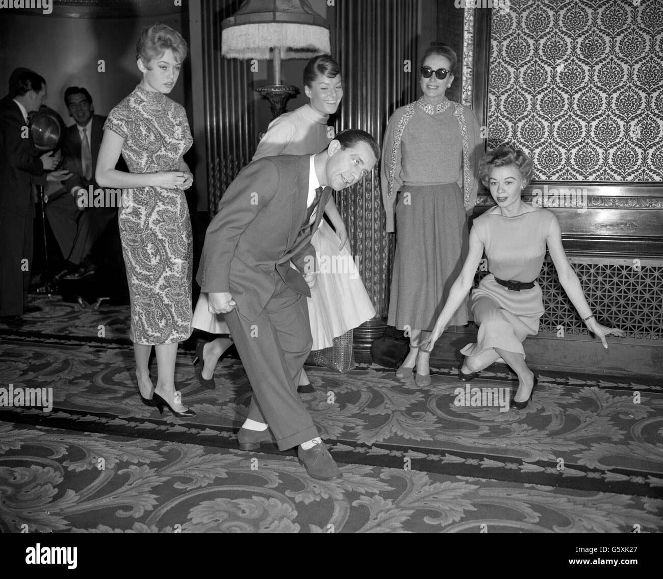 Entertainment - Royal Command Film Performance - Empire Theatre ...