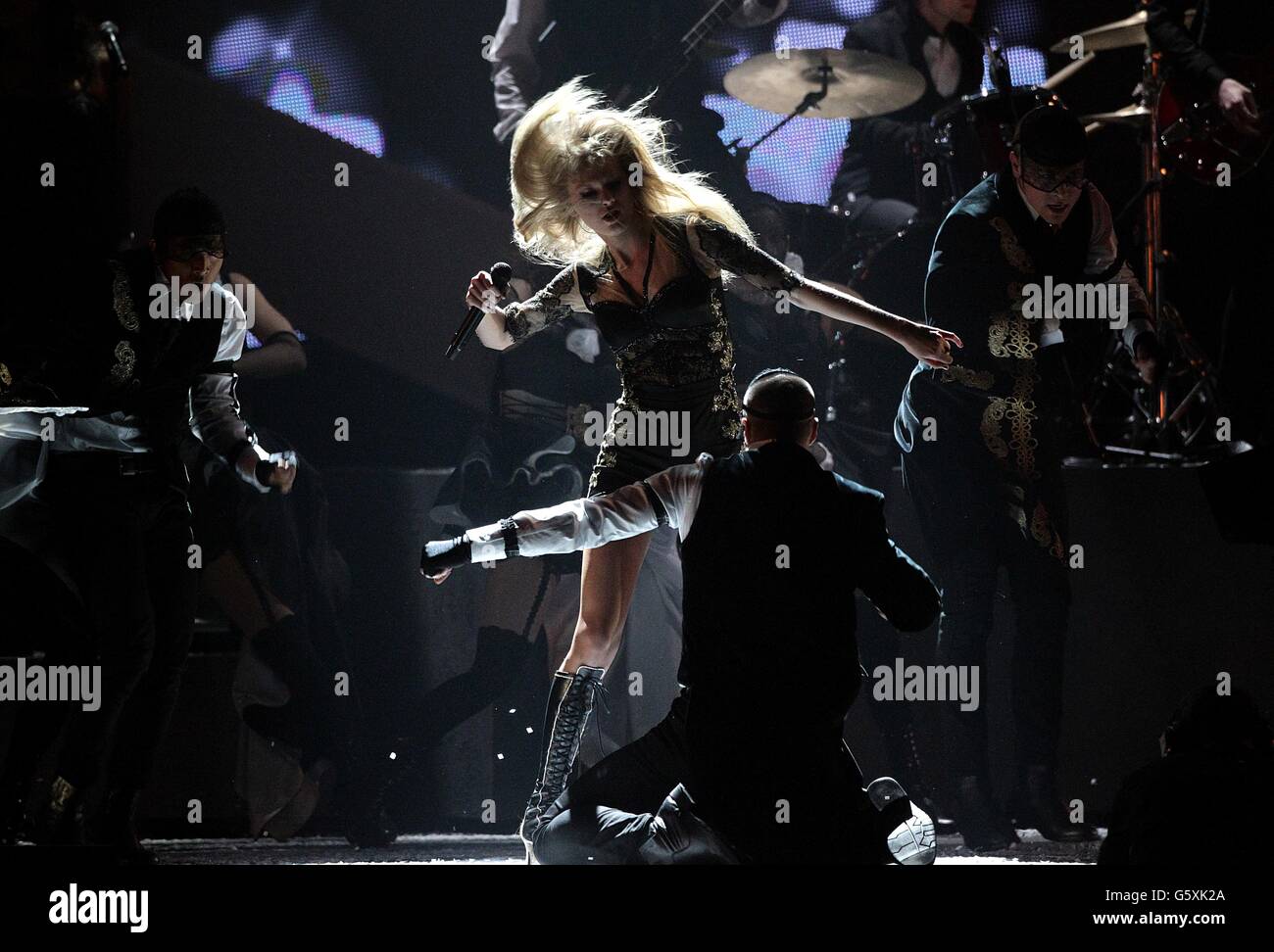 Taylor Swift performs during the 2013 Brit Awards at the O2 Arena ...