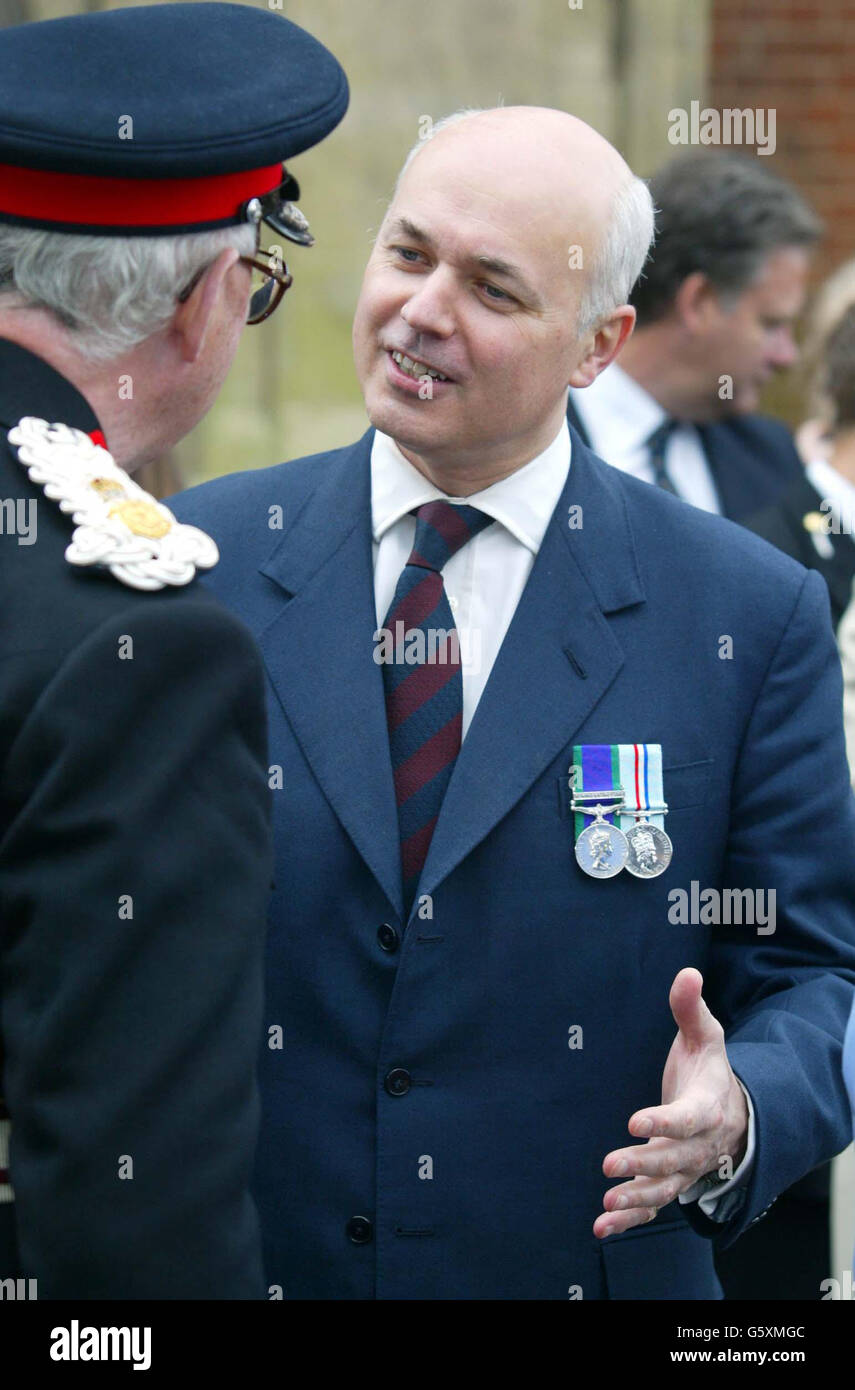 Falklands memorial duncan smith hi-res stock photography and images - Alamy