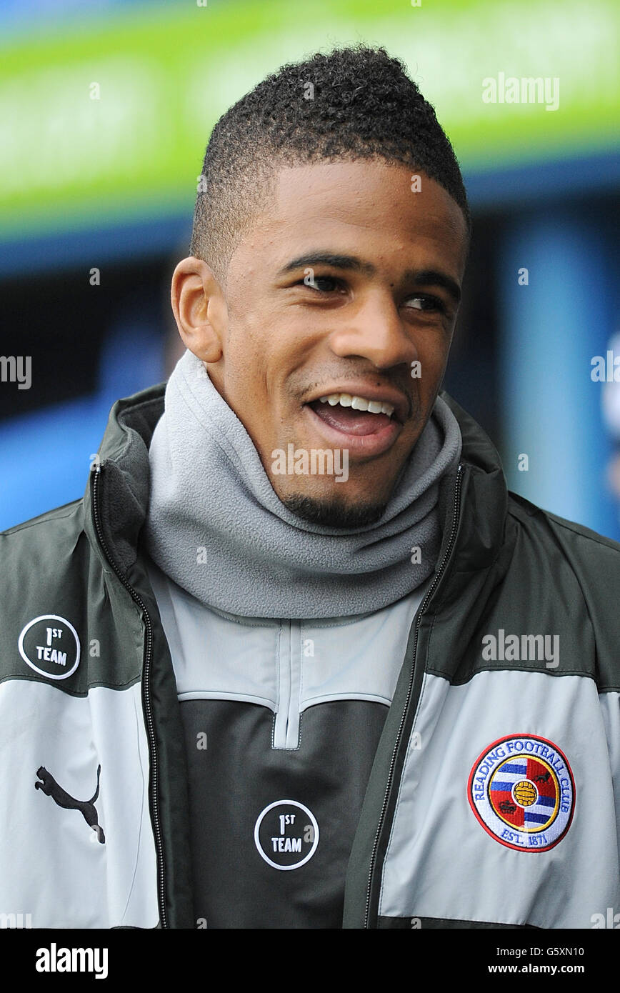 Garath mccleary reading hi-res stock photography and images - Alamy