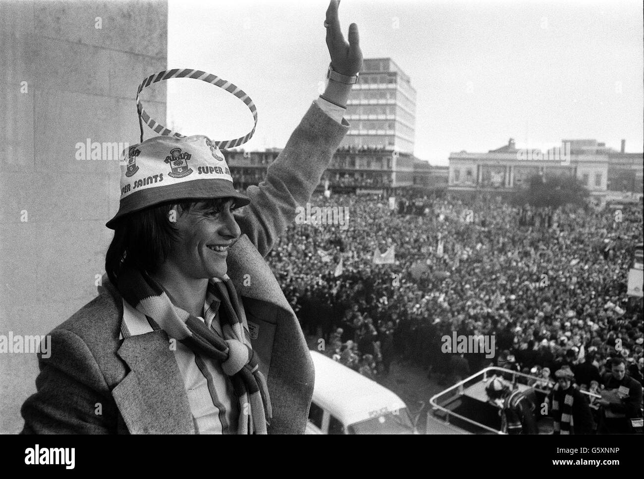 B and b balcony Black and White Stock Photos & Images - Alamy