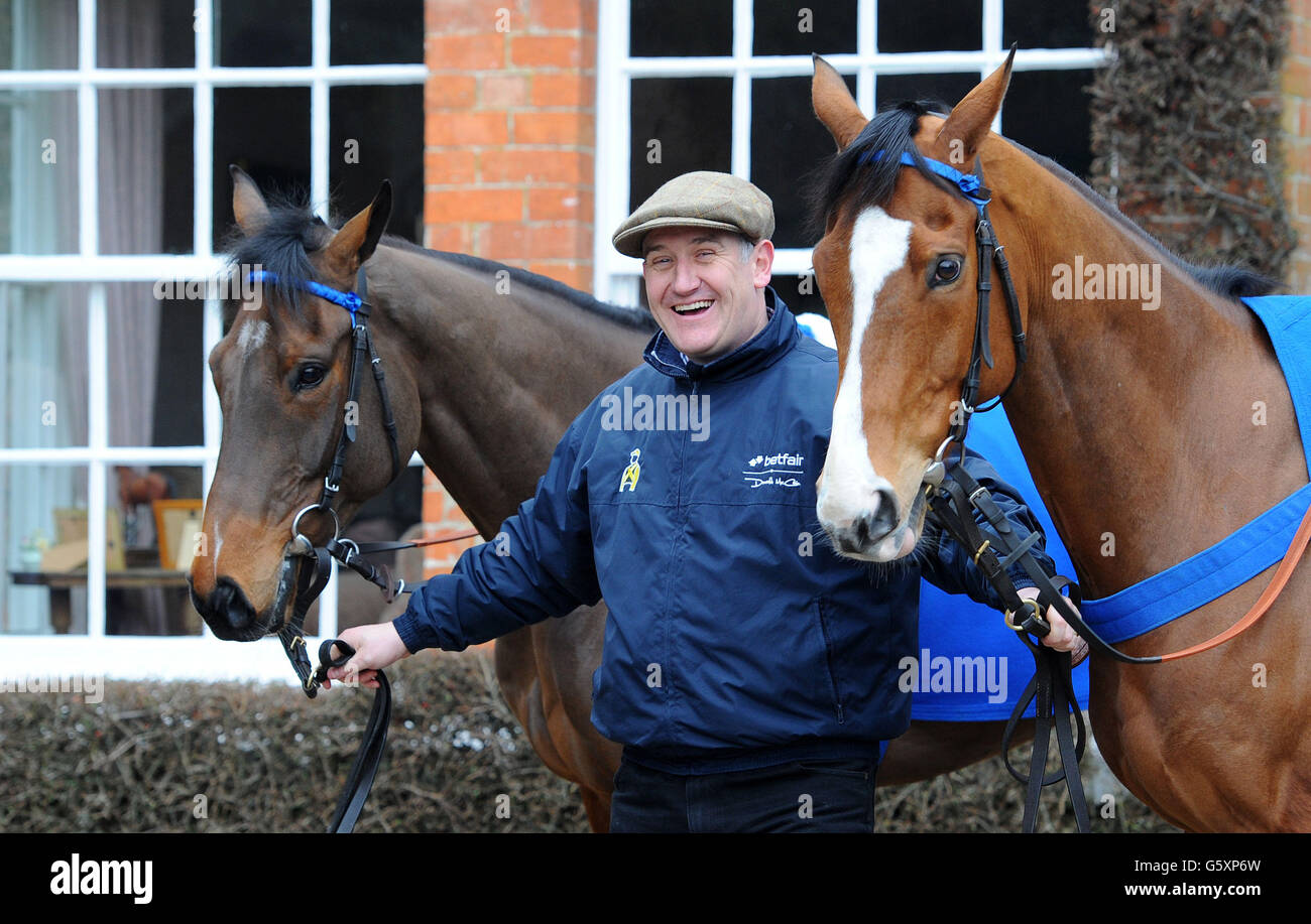 Visit to donald mccains stables hi-res stock photography and images - Alamy