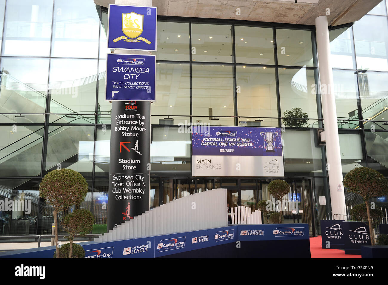 A general view of the entrance to Wembley Stadium for Football League ...
