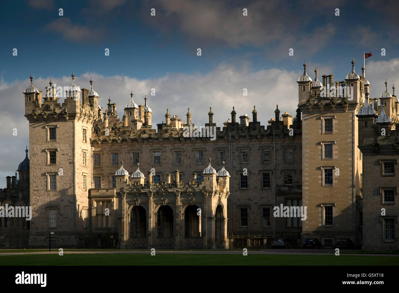 Floors castle hi-res stock photography and images - Alamy