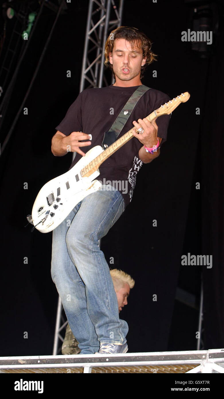 Bush gavin rossdale performing glastonbury festival in somerset hi-res ...