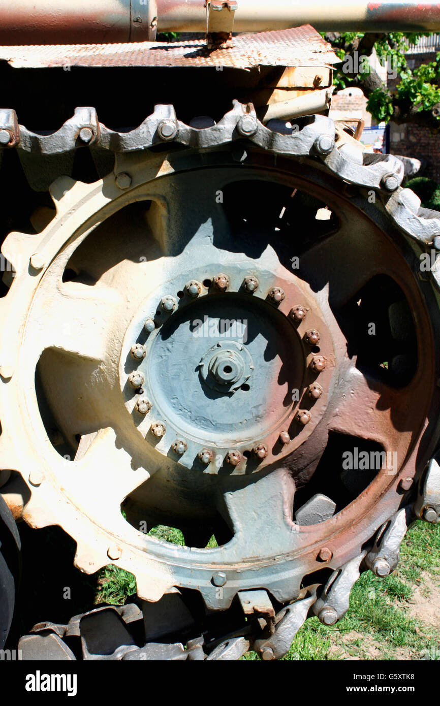 track and wheels of the tank Stock Photo - Alamy