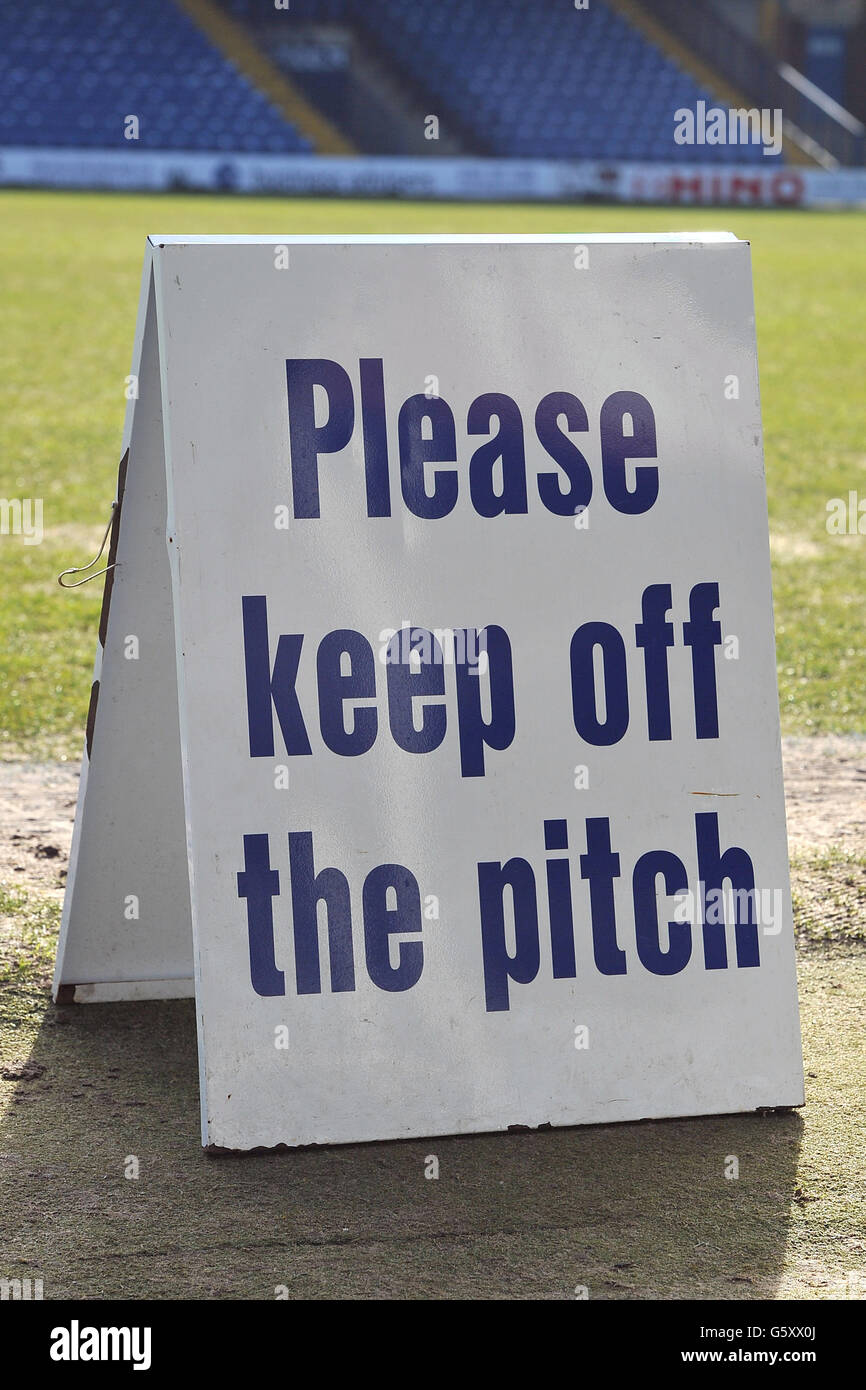 Please keep off the pitch sign hi-res stock photography and images - Alamy