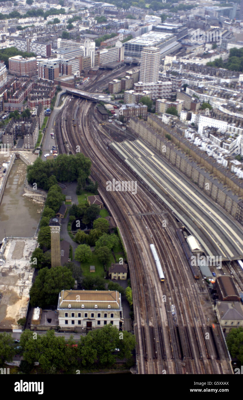 Victoria station aerial london hi-res stock photography and images - Alamy
