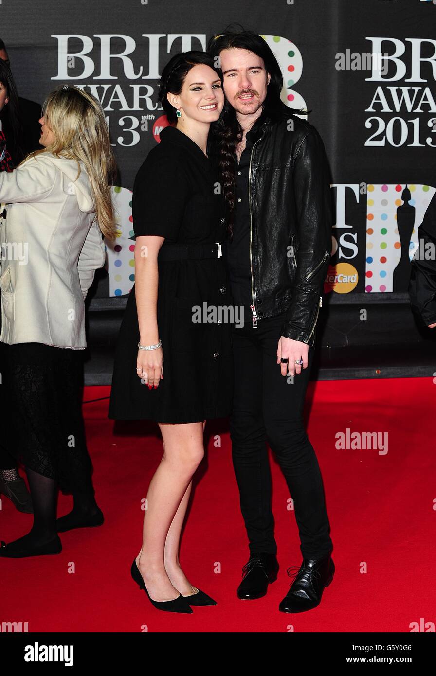 Lana del rey barrie james oneill arriving 2013 brit o2 arena hi-res ...