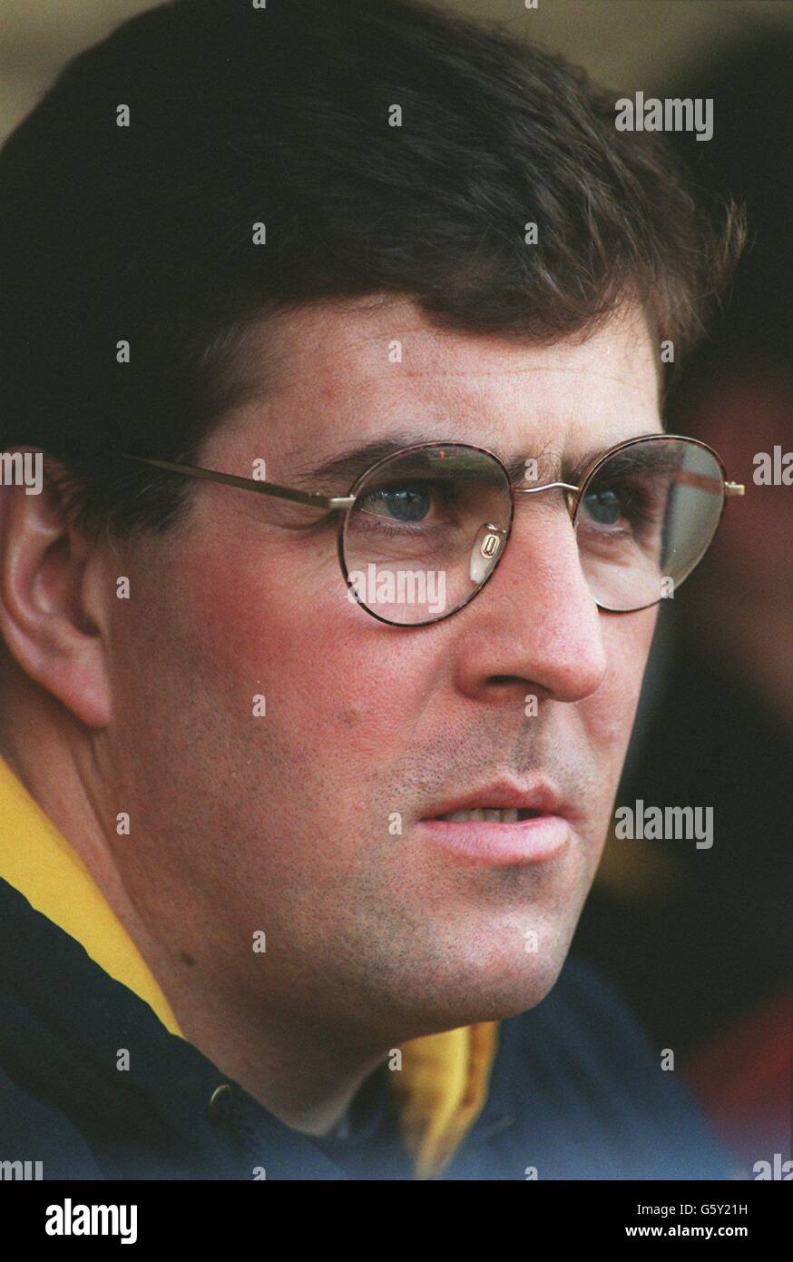 Wolverhampton wanderers manager mark mcghee hi-res stock photography ...