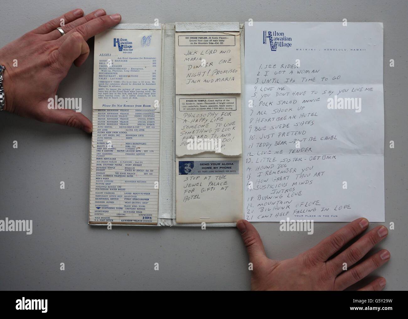 Notes and a set list handwritten by Elvis Presley on a Hilton Hawaiian ...