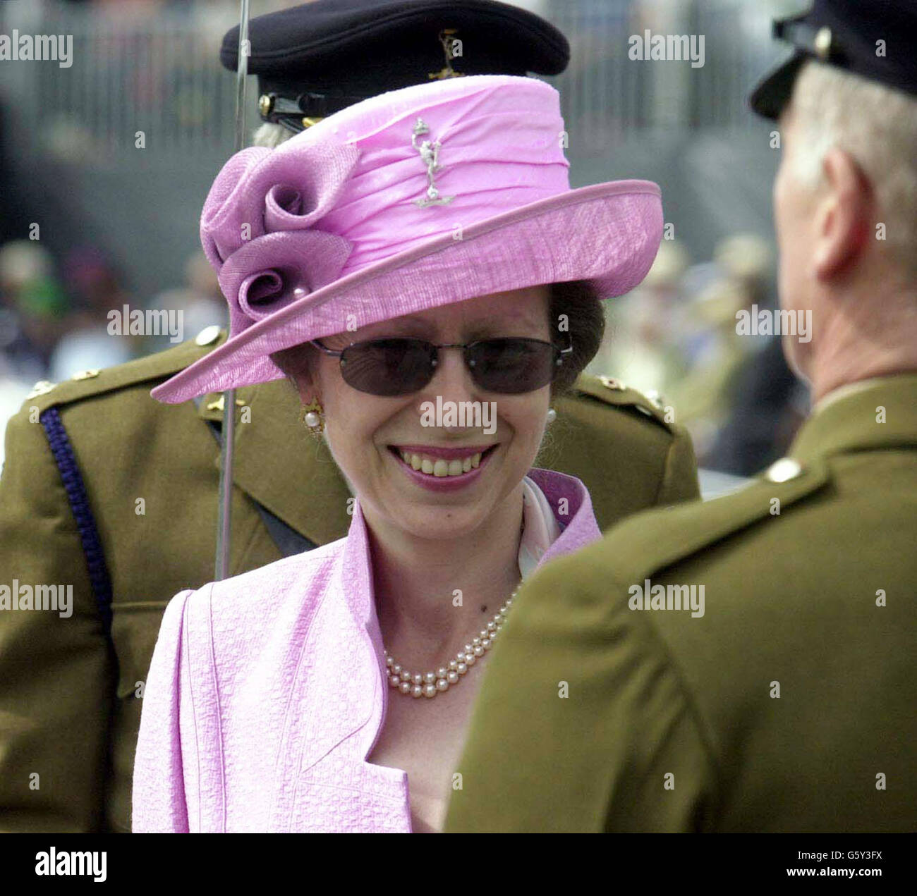 The Princess Royal inspects soldiers and presents medals to the ...