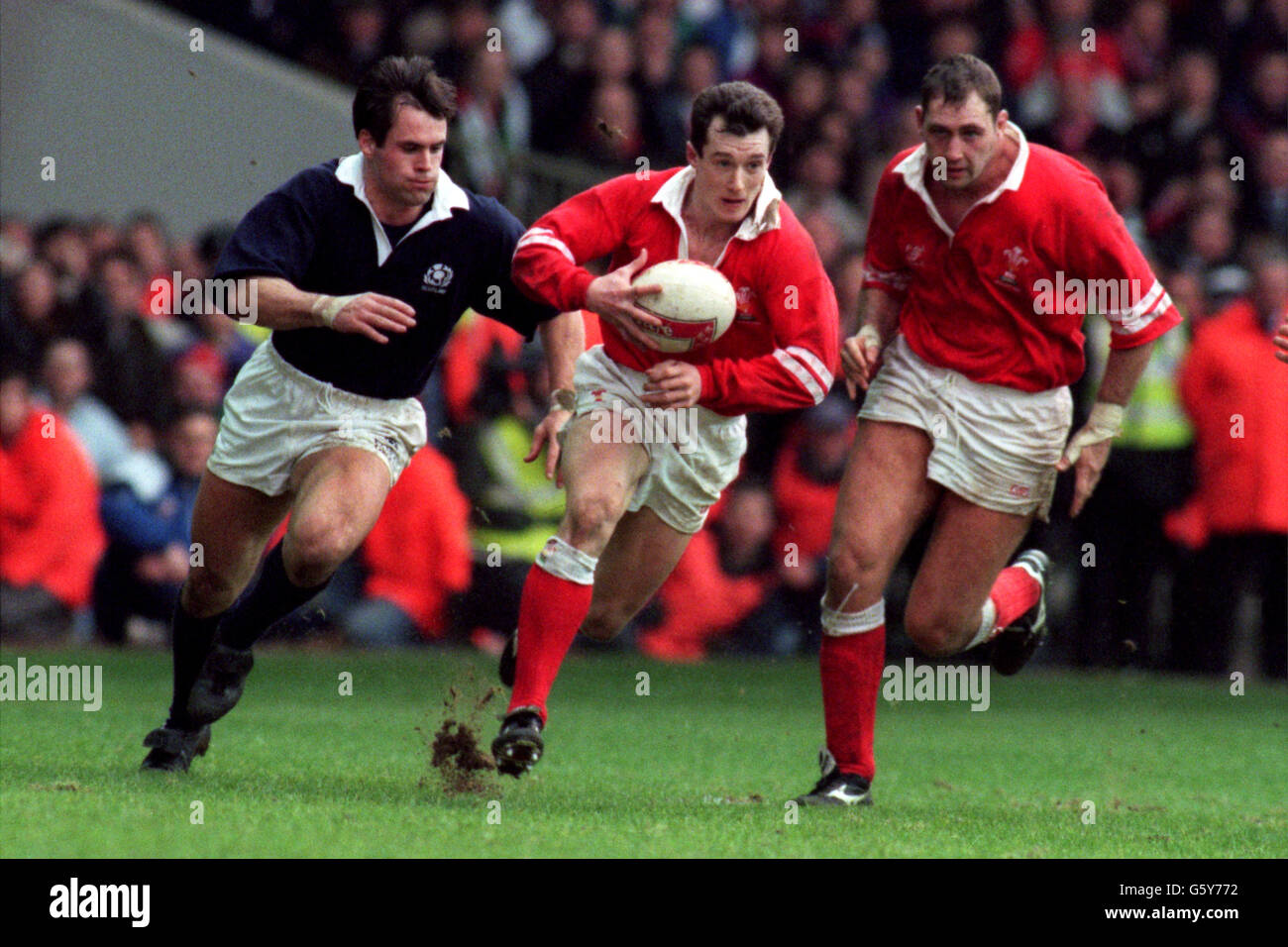 Kenny logan scotland five nations hi-res stock photography and images ...