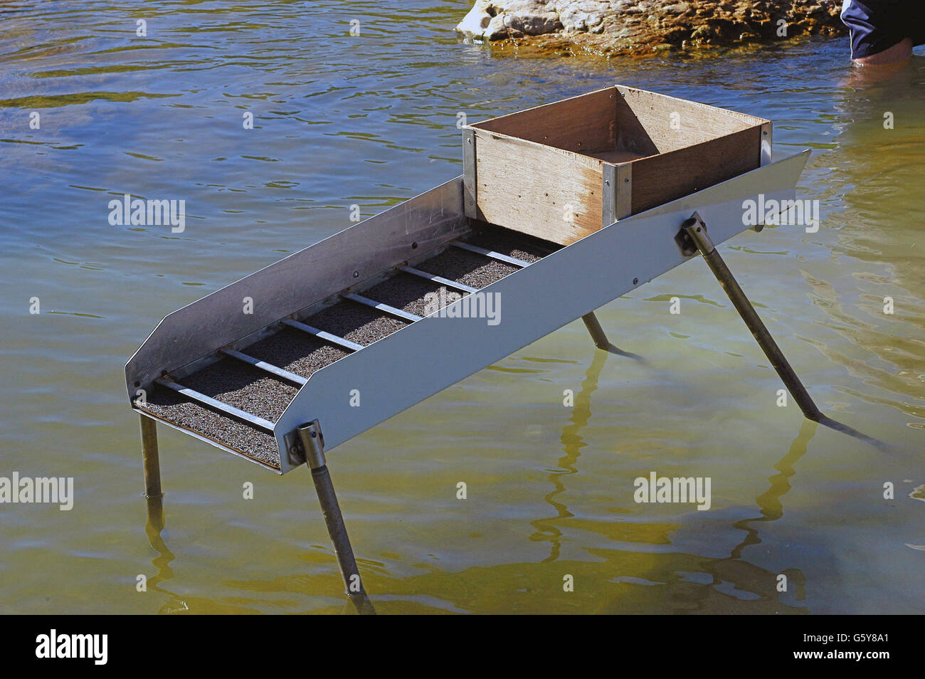 Gold washer hi-res stock photography and images - Alamy