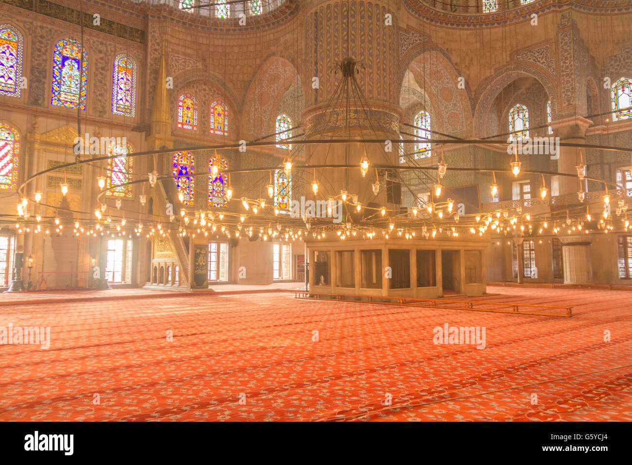 Inside of mosque hi-res stock photography and images - Alamy