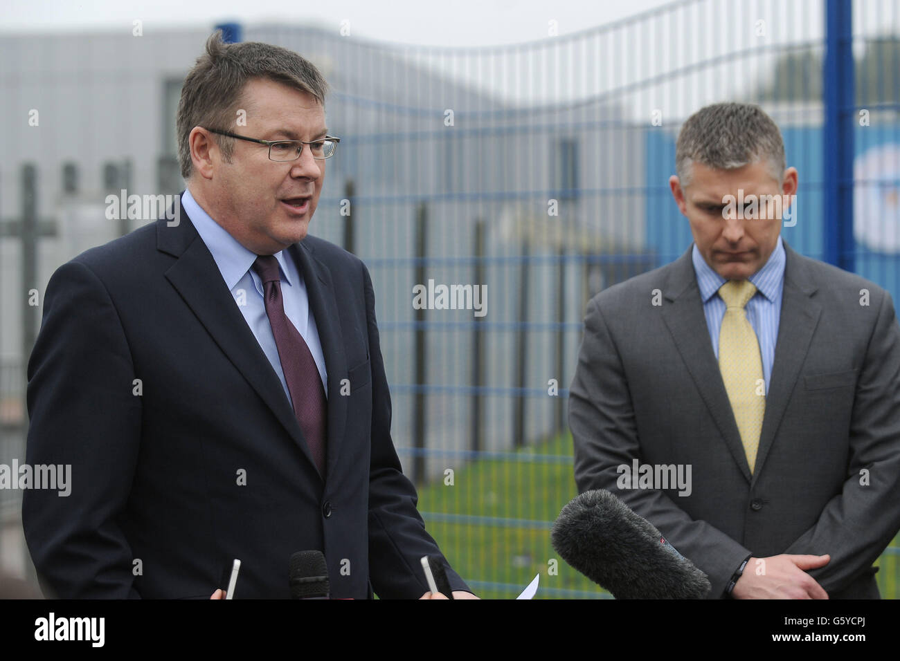 Headteacher neil shaw left detective superintendent richard baker hi ...